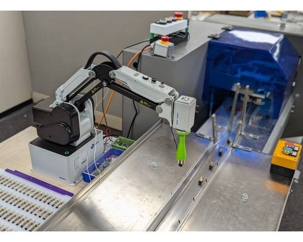 Pololu - Dobot MG400 Desktop Cobot Robotic Arm