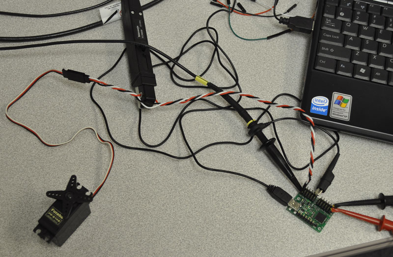 Pololu - Servo control interface in detail