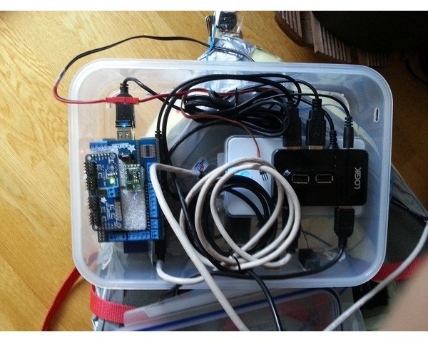 Pololu - Leviathan: an autonomous Raspberry Pi-controlled electric boat