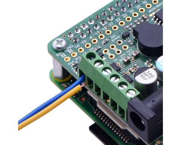 Pololu - Building a Raspberry Pi robot with the A-Star 32U4 Robot Controller