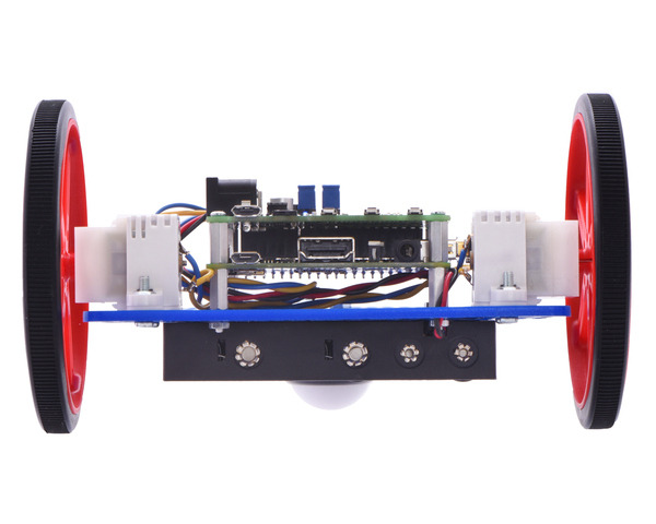 Pololu - Building a Raspberry Pi robot with the A-Star 32U4 Robot Controller